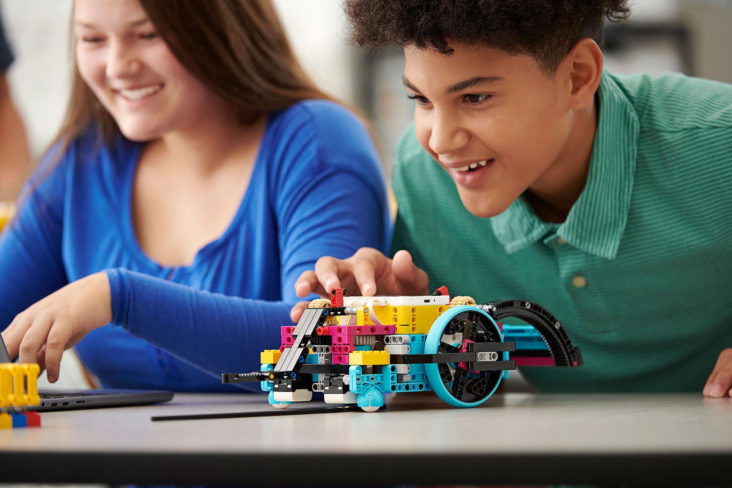 Lego Education Spike Prime – FIRST Scandinavia Partner